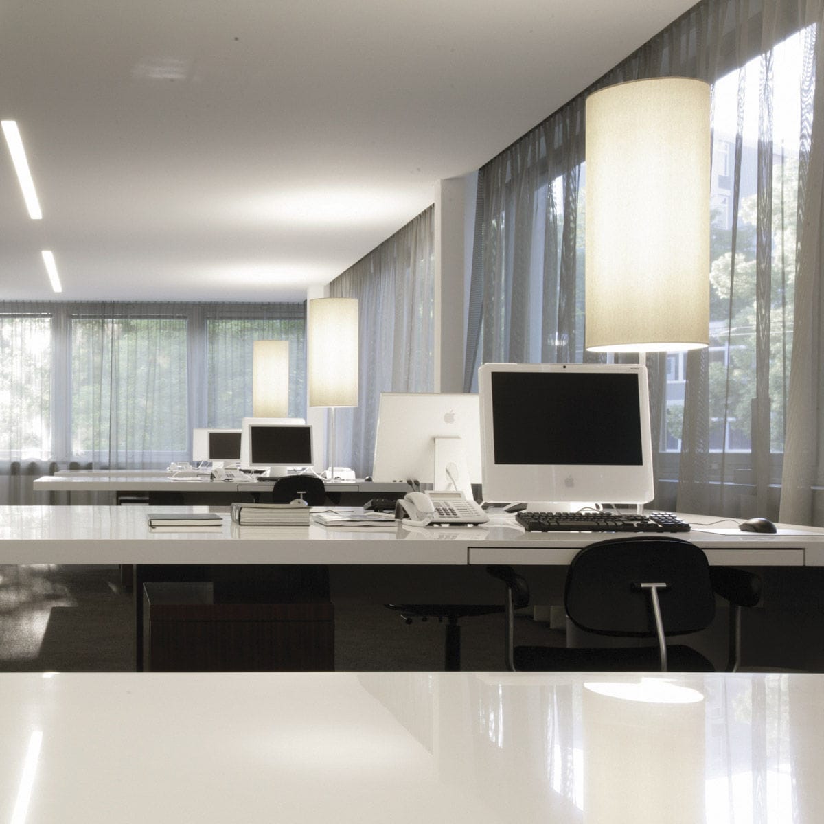 Desk lamp - LA BELLA - Sattler GmbH - aluminum / canvas / contemporary