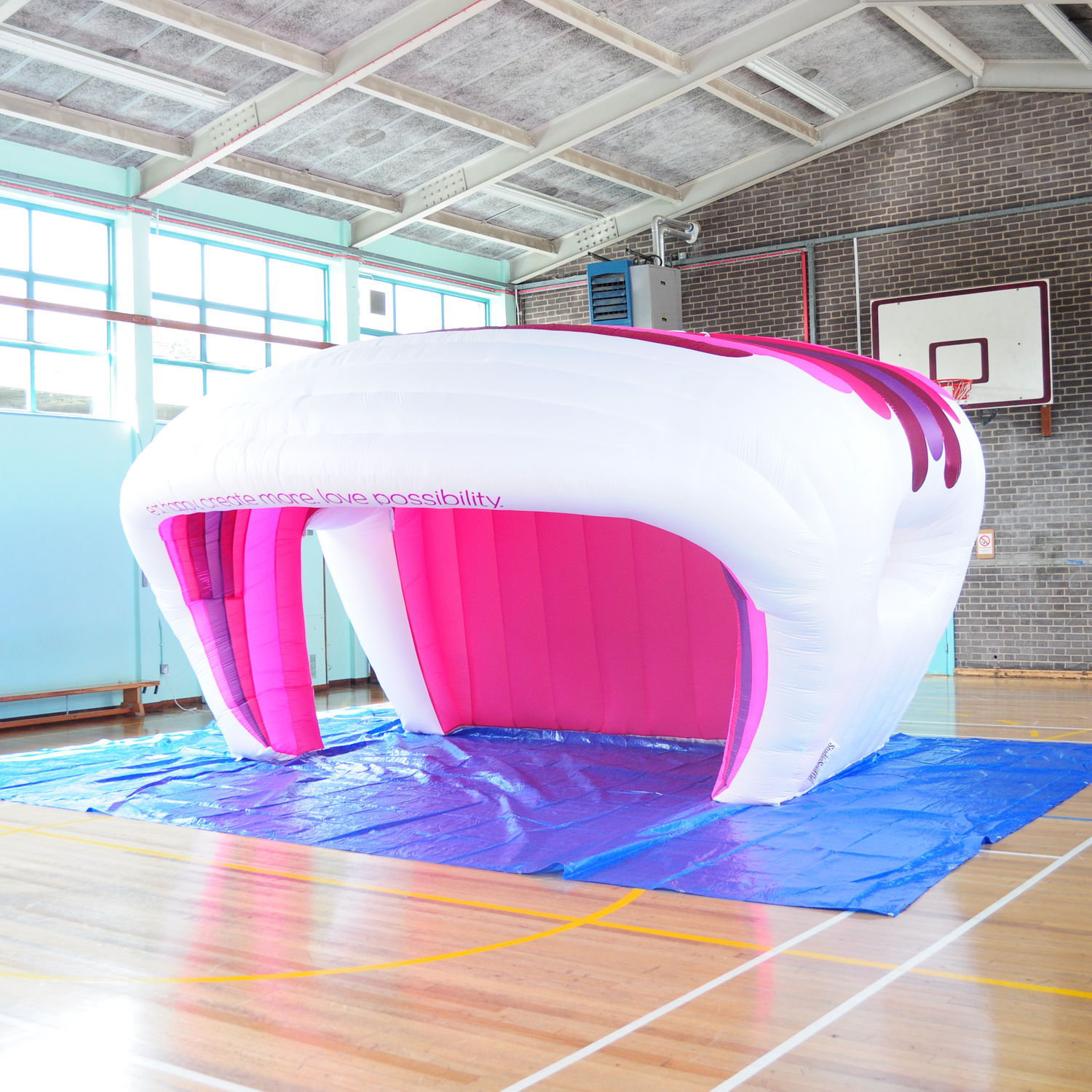 Special event inflatable structure - THE LOAF - Studio Souffle