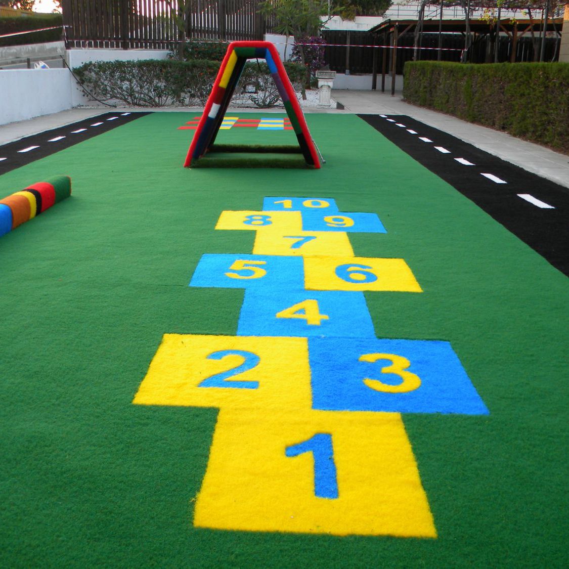 Synthetic flooring - PLAYSAFE 27 - Playrite - for playground / roll ...