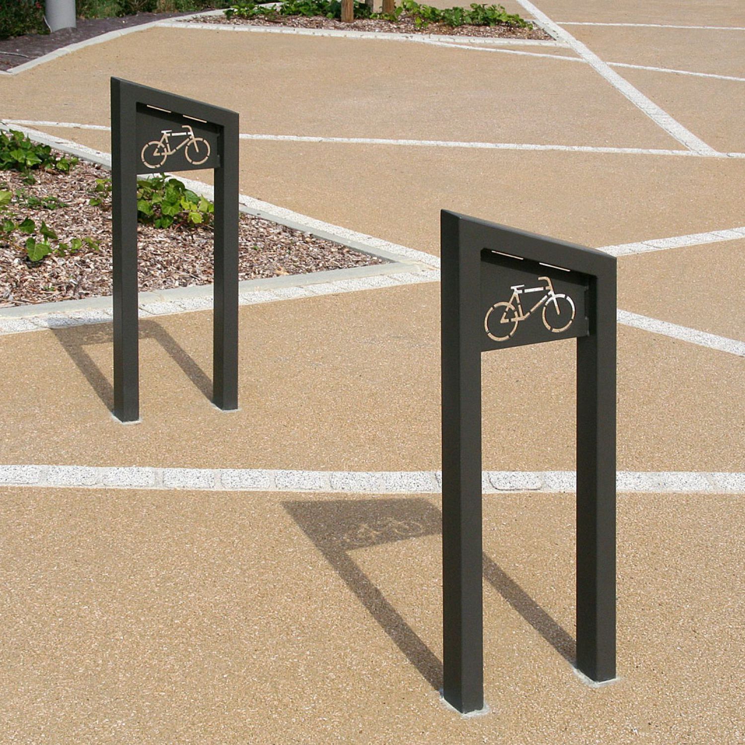 Floor-mounted bike stand - MAYA - ACCENTURBA - steel / commercial / for ...