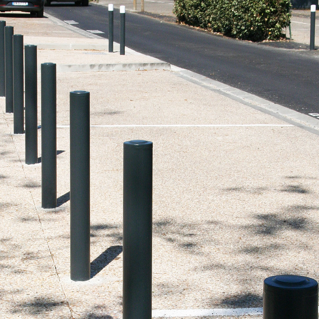 Security post - GÉNÉRIC 90 - ACCENTURBA - thermo-lacquered steel / for ...