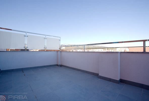 Stainless steel railing - PARAPET - PIRBA - glass panel / outdoor / for ...