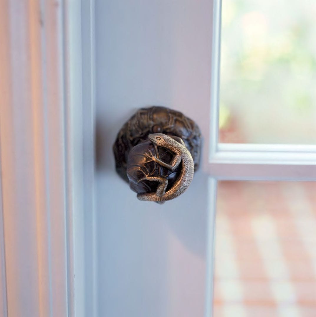 Contemporary door knob - LIZARD : INTERIOR - Martin Pierce - bronze