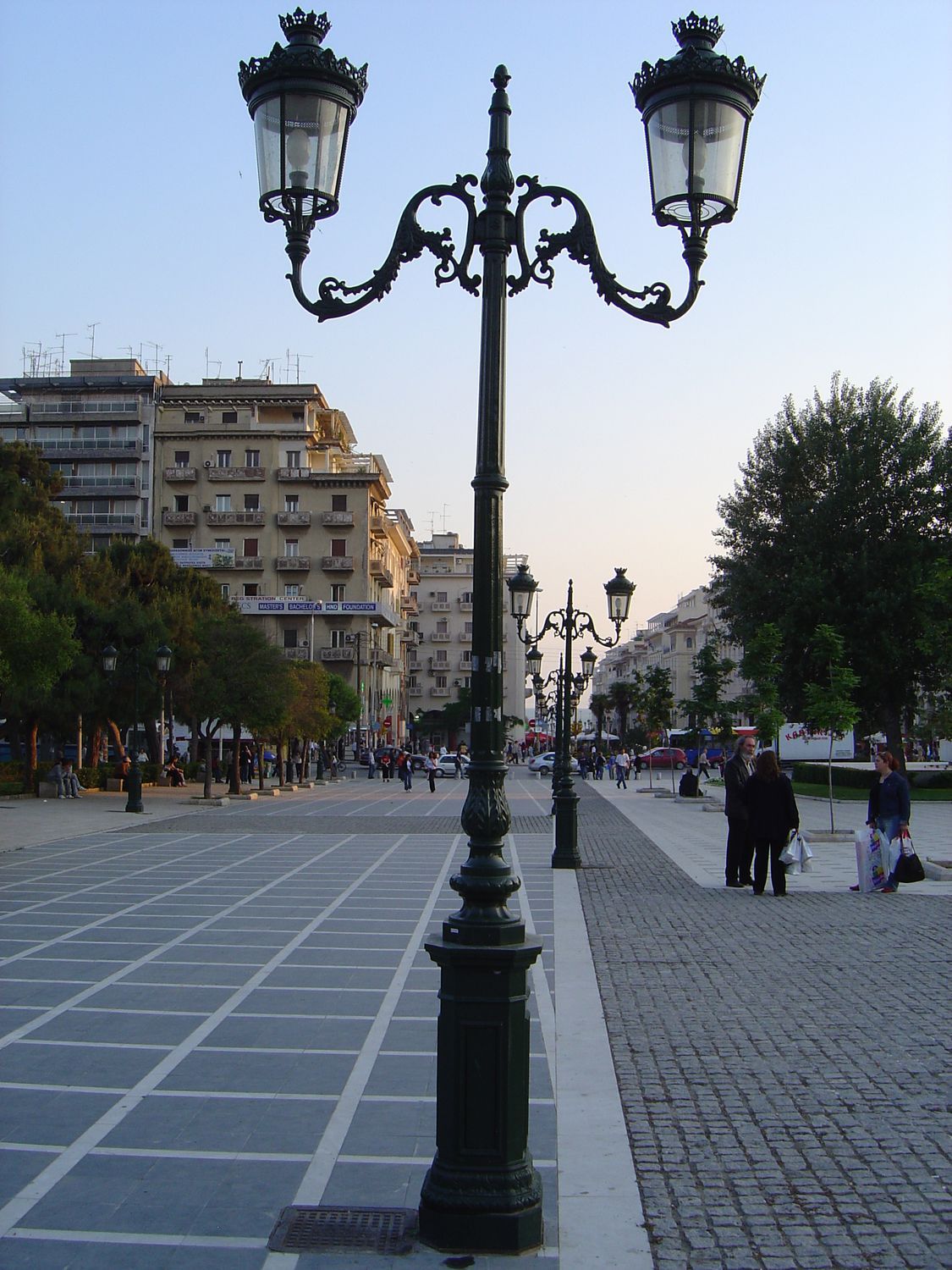 Urban lamp post - D1-S2 - KRONEMAG MILLENIUM srl - traditional / cast ...