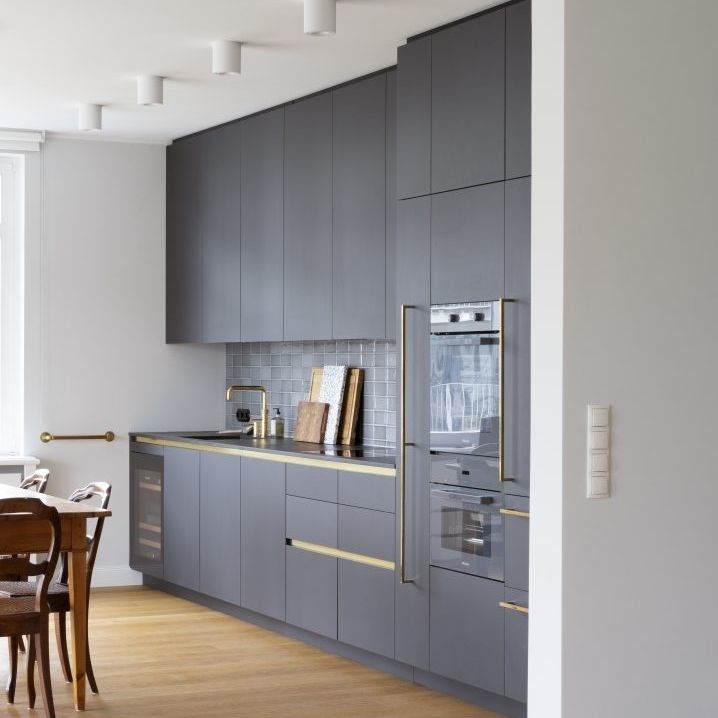 Contemporary kitchen - GN - MYKILOS - brass / medium-size / with handle