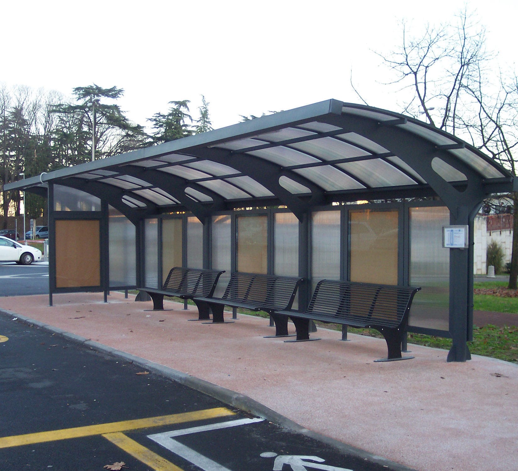 Glass bus shelter - DORIA - VASART URBAN DESIGN - aluminum / painted ...