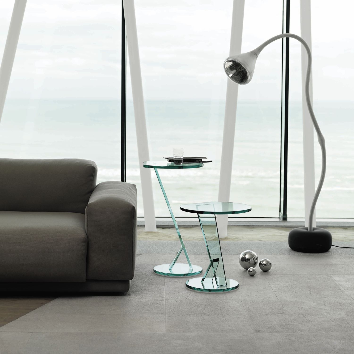 Contemporary side table - NICCHIO - TONELLI Design - glass / round / home