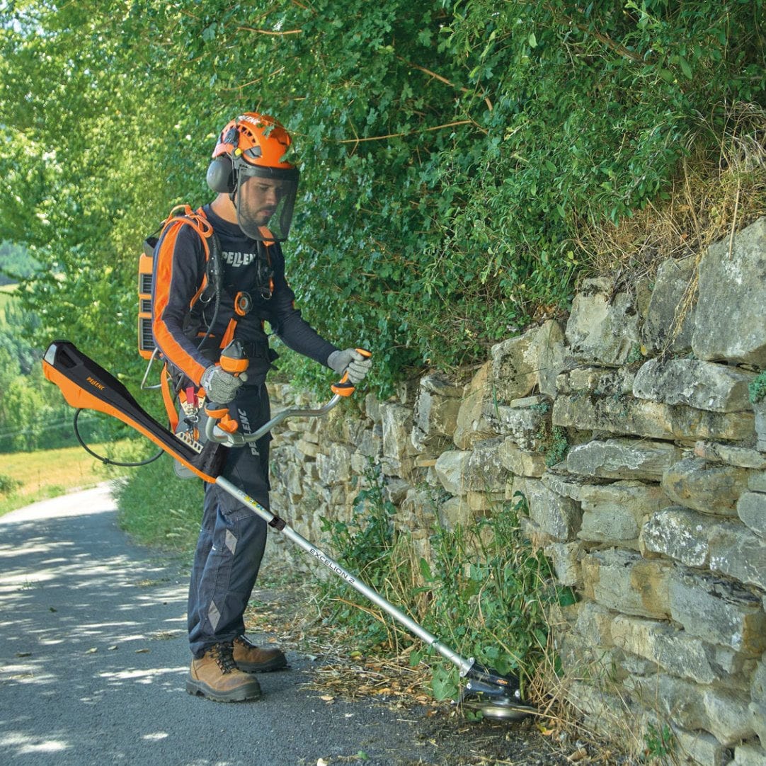 Battery-powered brush cutter - CITY CUT - Pellenc S.A. - with harness ...