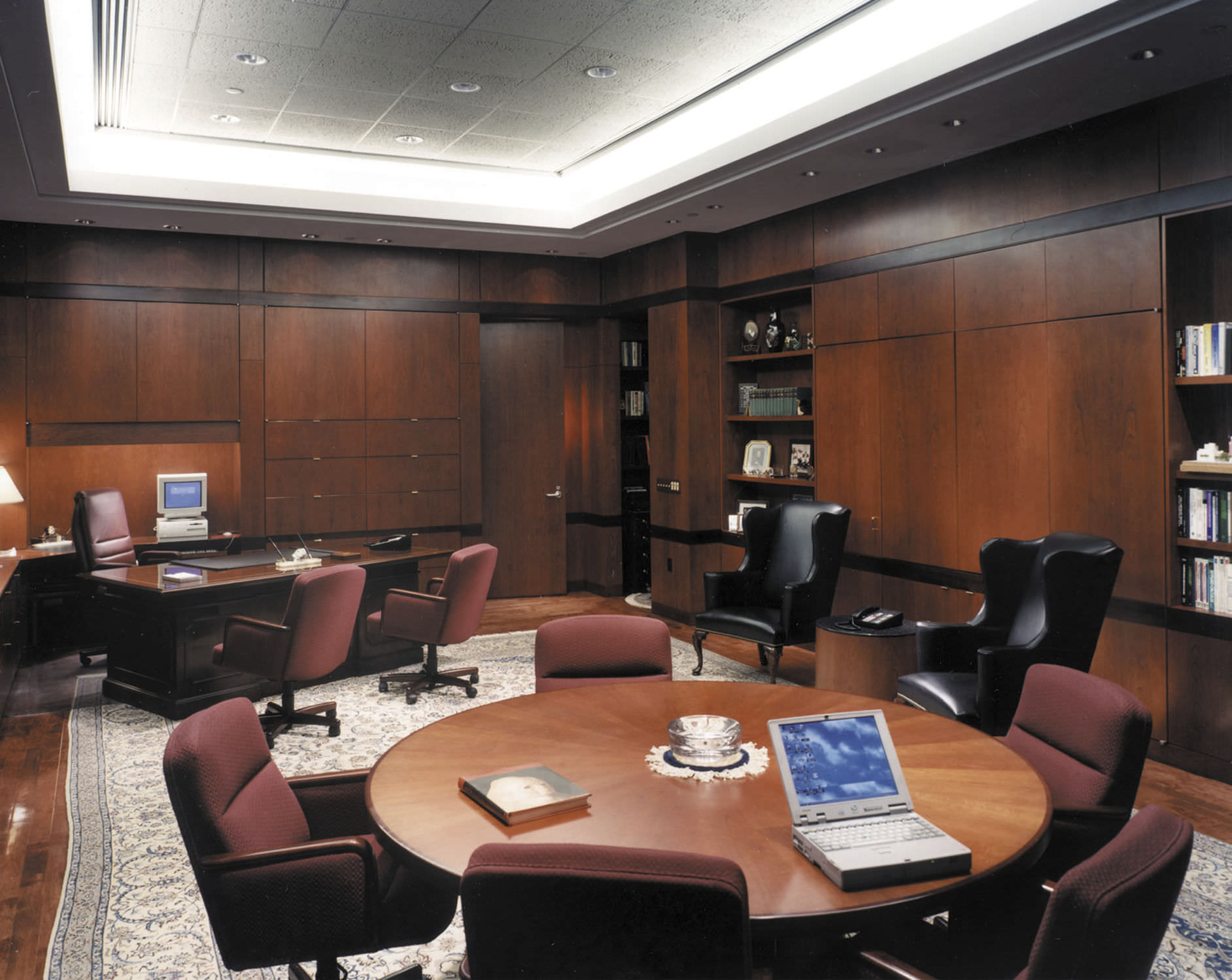 Wall-mounted lighting profile - CONCEALED COVE™ SYSTEMS : 25 ...