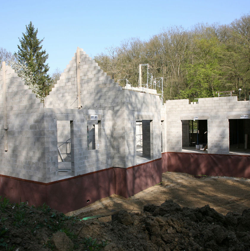 Studded drainage membrane - Sika France SAS - high-density polyethylene ...