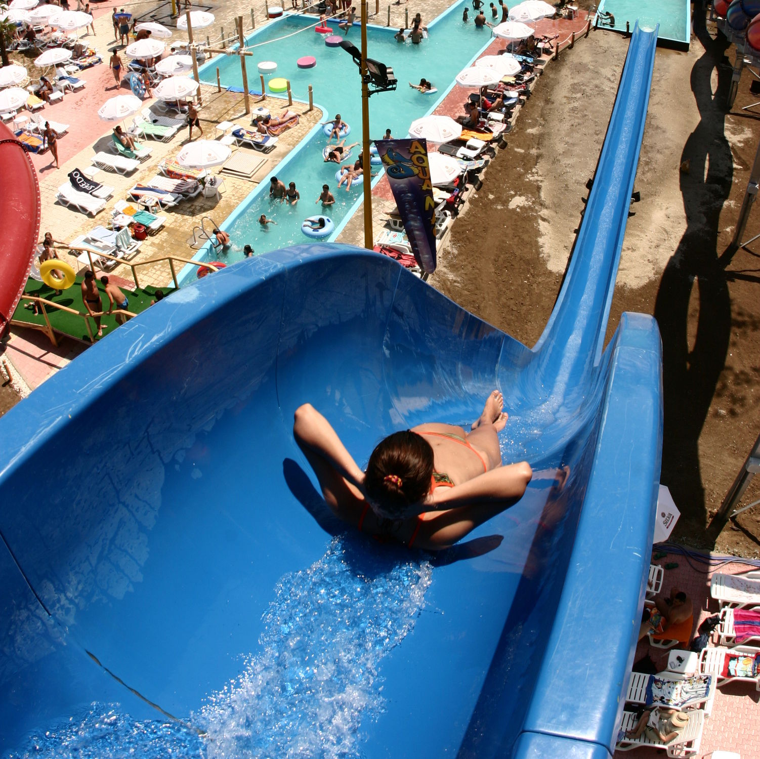Upright slide - FREEFALL - Van Egdom - for water park / high-speed ...