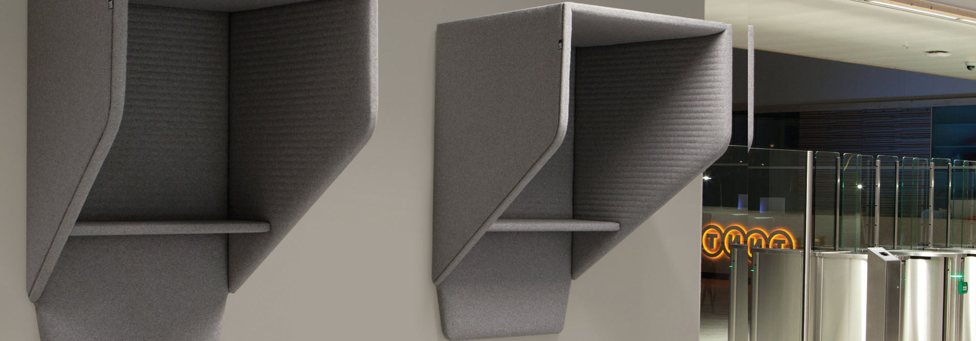 Office phone booth - BUZZIHOOD - Haworth Europe