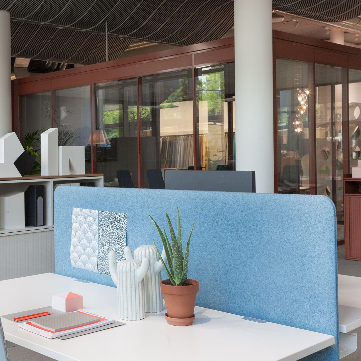 Floor-mounted office divider - DRIFT - Haworth Europe - fabric ...