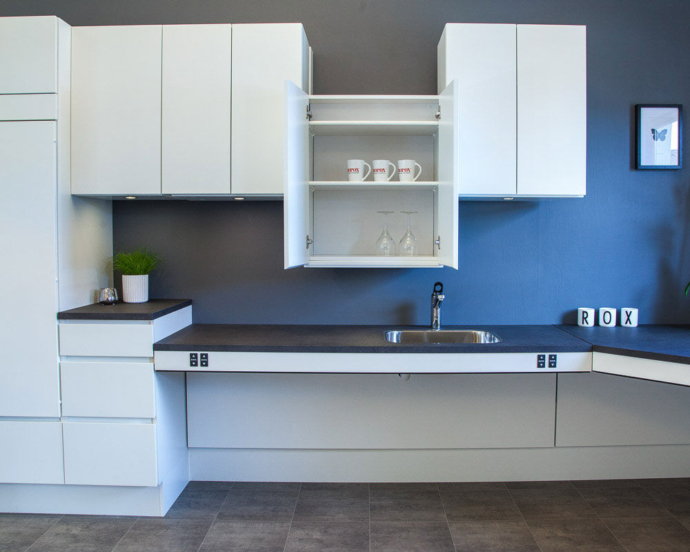 Kitchen tall cabinet - VERTIELECTRIC - Ropox A/S - for people with ...