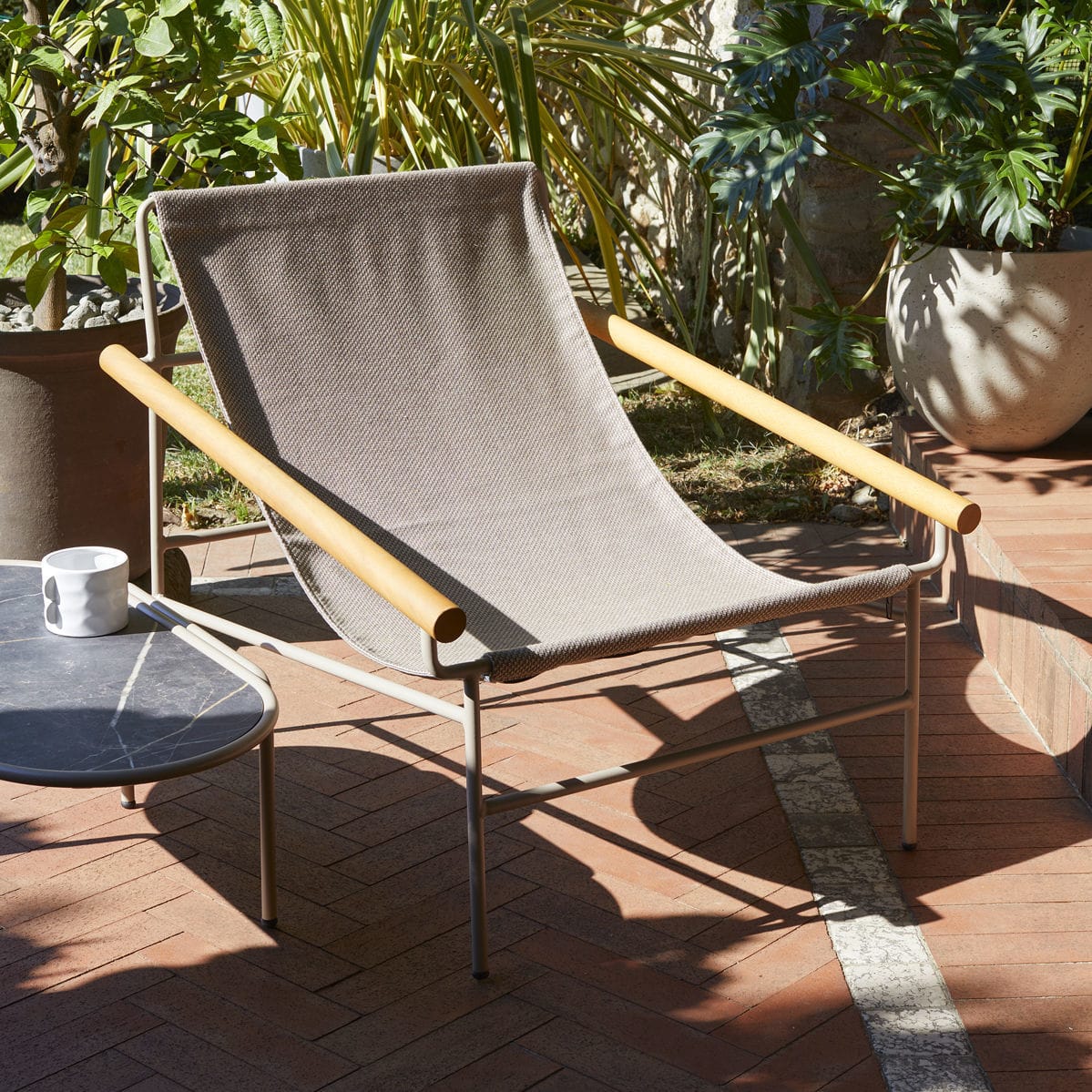 Contemporary armchair - DRESS_CODE Smart - SCAB GIARDINO SPA - fabric ...