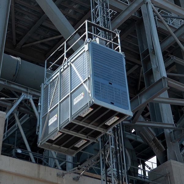 Heavy load freight elevator - BL 2000 P - GEDA GmbH - for construction site