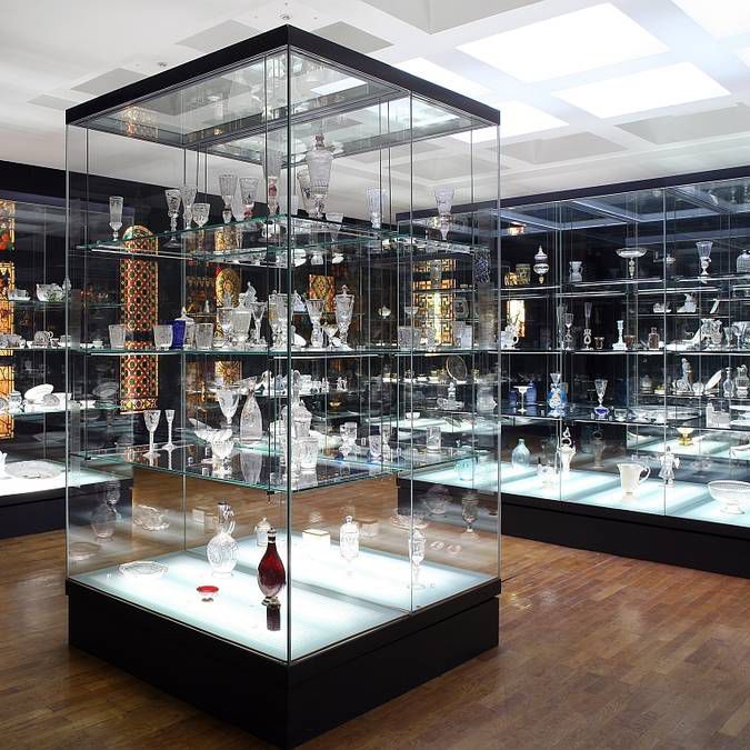 Building A Glass Display Case Display Cabinets With Gold Leaf Finial,