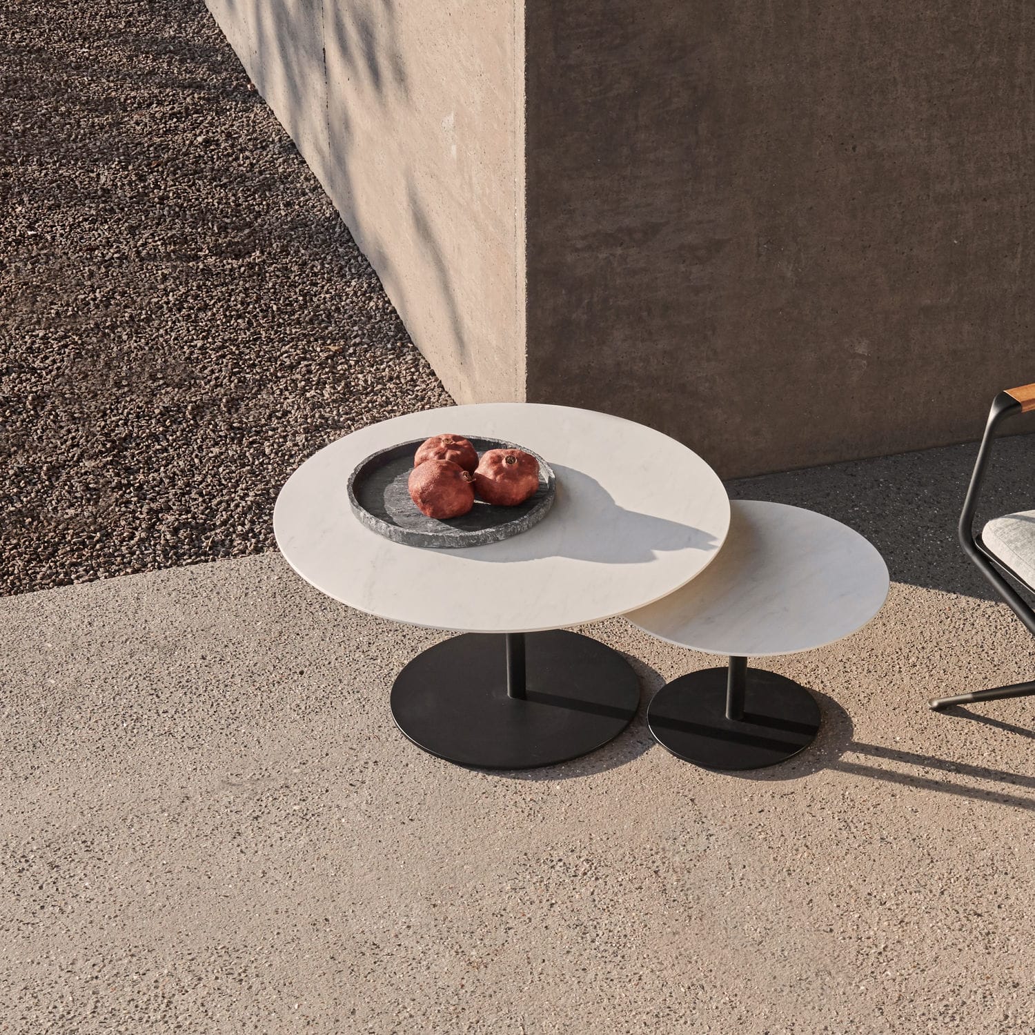 Contemporary side table - BUTLER - Royal Botania - teak / ceramic ...