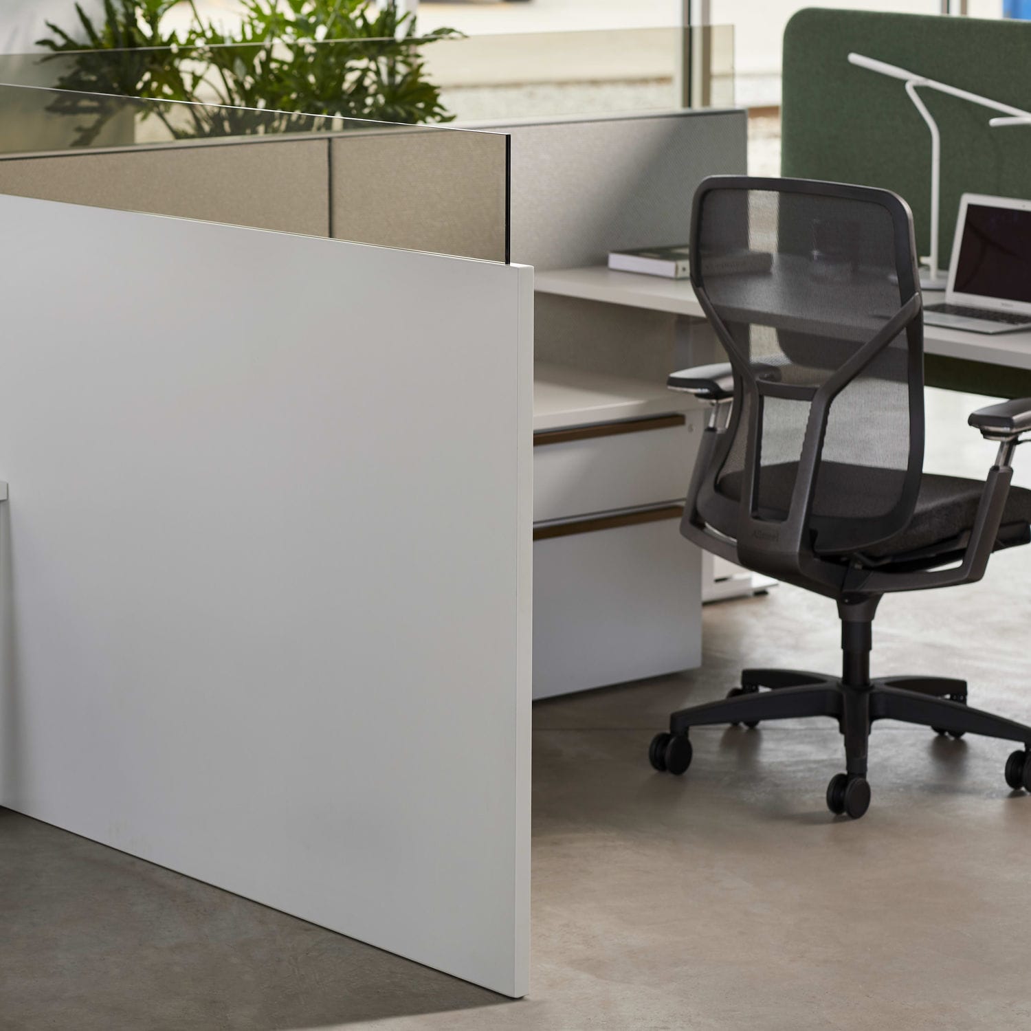 Floor-mounted office divider - STRIDE - Allsteel - desk mounted ...