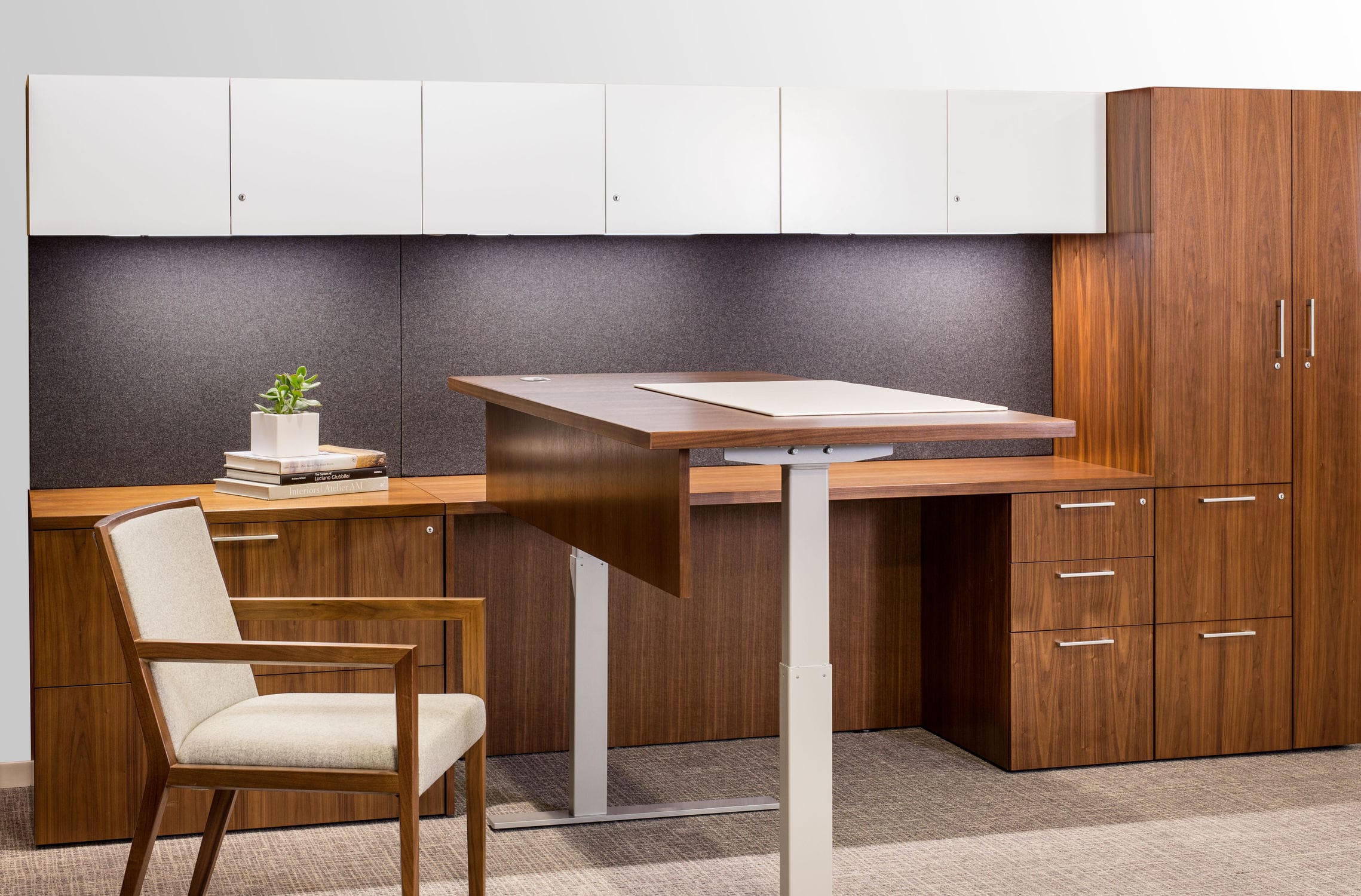 Workstation desk - Gunlocke - contemporary / wood veneer / laminate