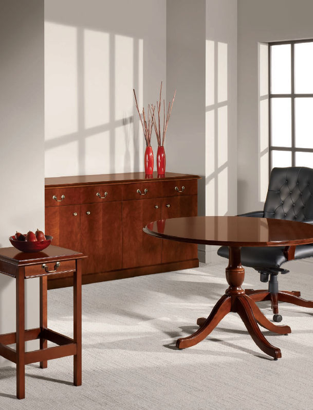 Traditional side table - KENNSINGTON - Gunlocke - wooden / round ...