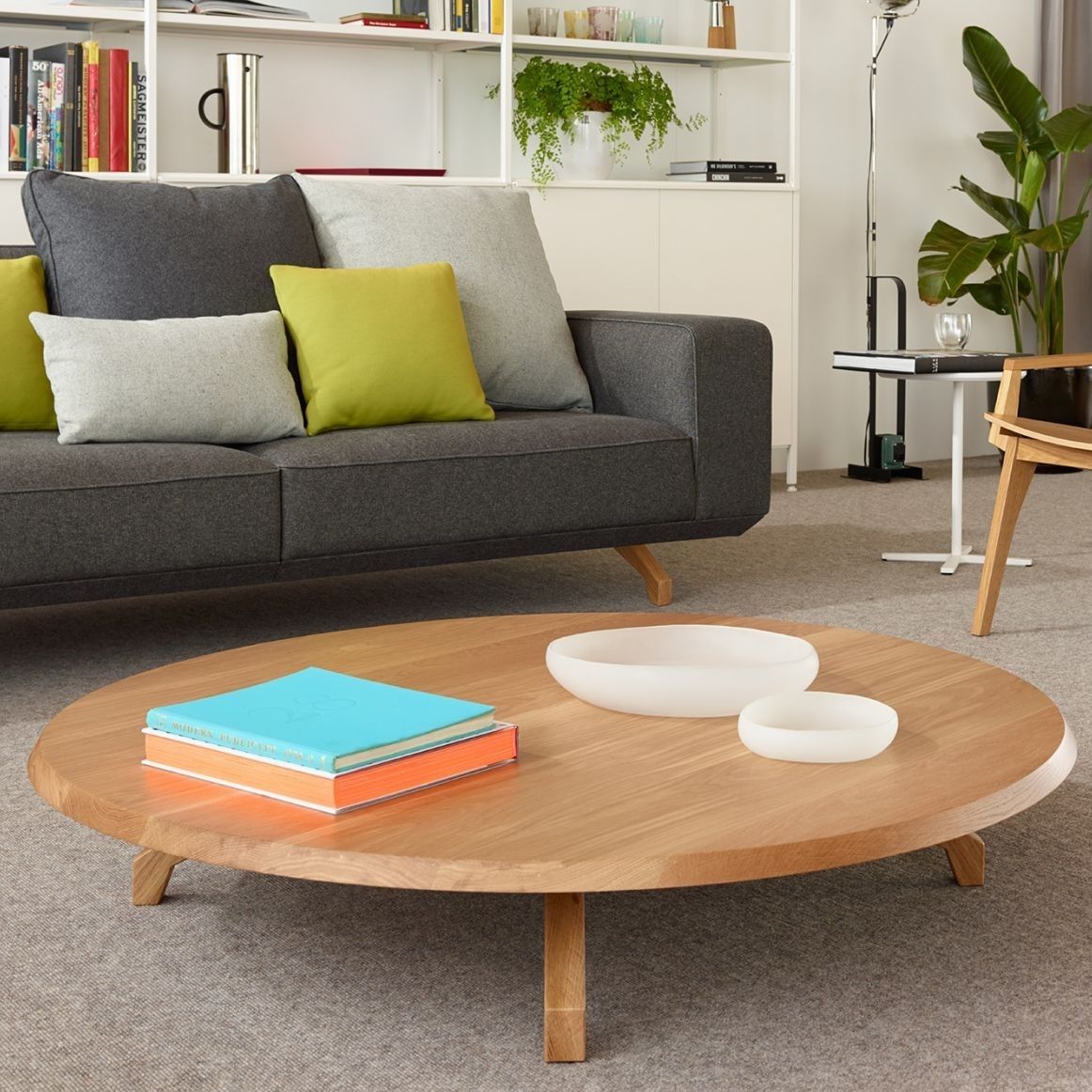 Contemporary coffee table - Bomba - schiavello - oak / solid wood ...