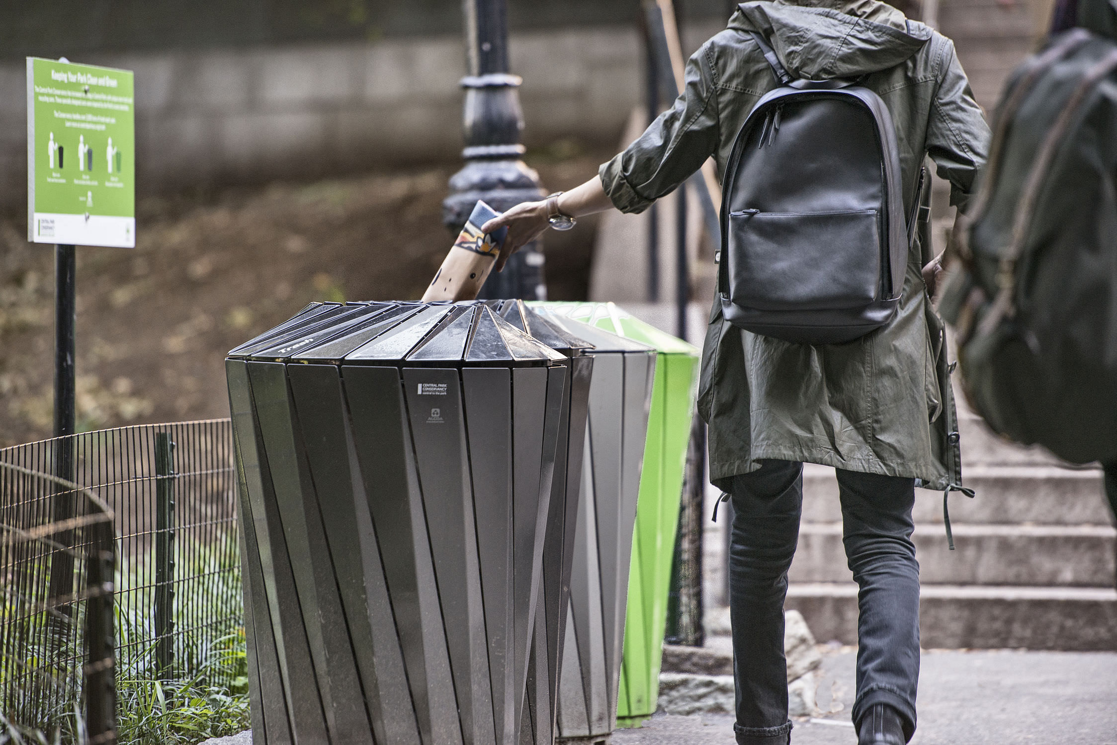 Public trash can - CENTRAL PARK CONSERVANCY - landscapeforms - aluminum ...