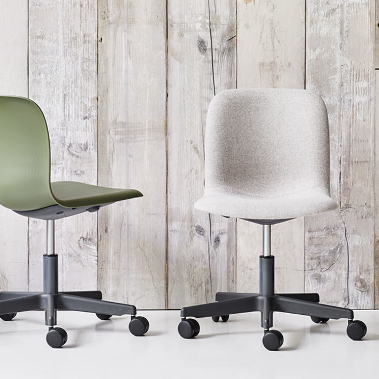 Contemporary chair - SIXE - HOWE - indoor / polypropylene / metal base