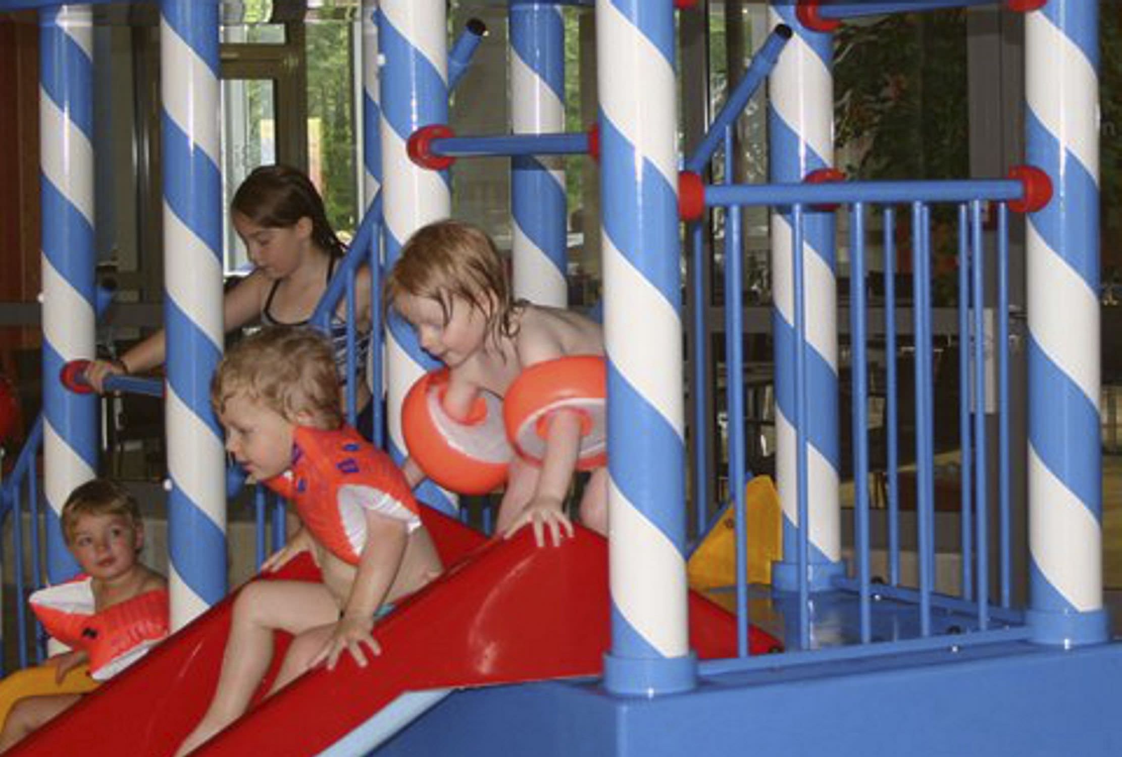 Public children's pool play tower - 9411 - AQUA DROLICS
