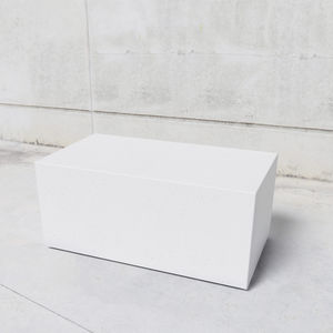 Minimalist design public bench - BOX: 102 - SIT Urban Design - concrete