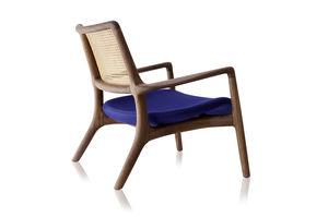 Contemporary armchair - LINNA - SOLLOS - wooden