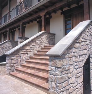 Concrete wall coping - CUAL Series - SAS PREFABRICADOS DE HORMIGON SA ...