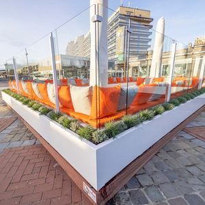 Contemporary screen - Casablanca 500 - Van Hoof - glass / thermo ...