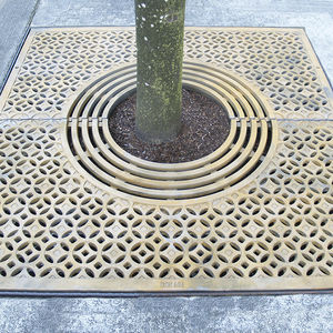 Square tree grate - CORONA - COX48-48I99TGHP - IRON AGE DESIGNS - cast iron