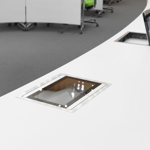 Retractable monitor - VERSIS FLEX - ELEMENT ONE - full-color