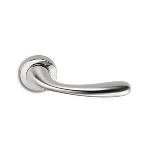 Door handle - LEV - Ento - chrome / brass / contemporary