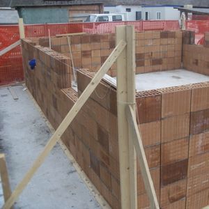 Concrete wall - ecohousesystem - modular / self-supporting