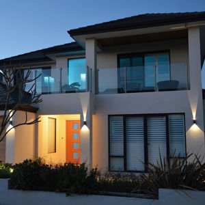 IK08 wall light - All architecture and design manufacturers