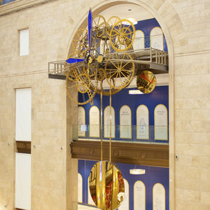 Traditional clock - Pendulum Machine - The Moving Mechanics Company AG ...