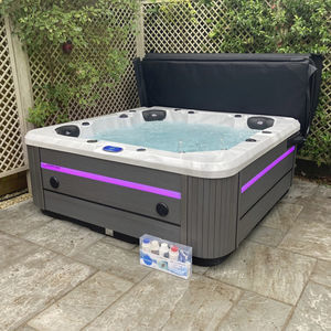 Above-ground hot tub - Solas - Catalina Spas - round / 5-person / wooden