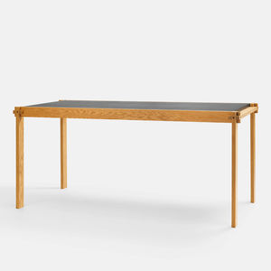 Contemporary table - HOLZER - Löffler Bürositzmöbel GmbH - oak / solid ...