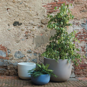 Low-density polyethylene (LDPE) plant pot - MISSED TREE II - SERRALUNGA ...