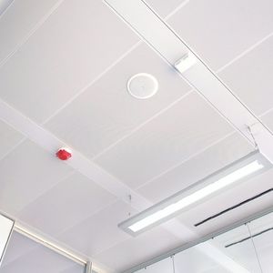 Steel suspended ceiling - BANDRASTER | PARALLEL - Atena spa - mesh ...