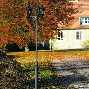Triple lamp post, 3 bulb lamp post - All architecture and design ...