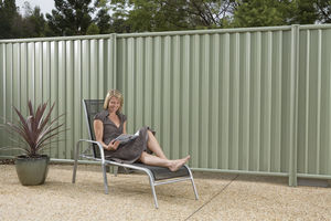 Steel fence - NEETASCREEN® - BlueScope Steel - garden