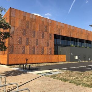 Aluminum solar shading - TWG LOGISTICS HALL MARCHTRENK - DFP - for ...