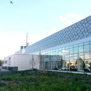 Aluminum solar shading - TWG LOGISTICS HALL MARCHTRENK - DFP - for ...