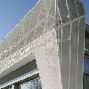 Triangular wire mesh, Triangular mesh woven wire fabric - All ...