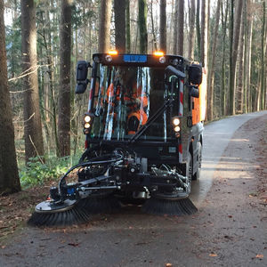 Truck-mounted sweeping machine - WASA 300+ - Aebi Schmidt - suction ...