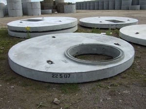 Reinforced concrete manhole cover - COVER SLABS - CPM Group Ltd - round